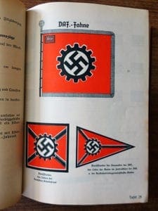 RARE ORIGINAL 1940 SIXTH EDITION "ORGANISATIONSBUCH DER NSDAP" | OD43